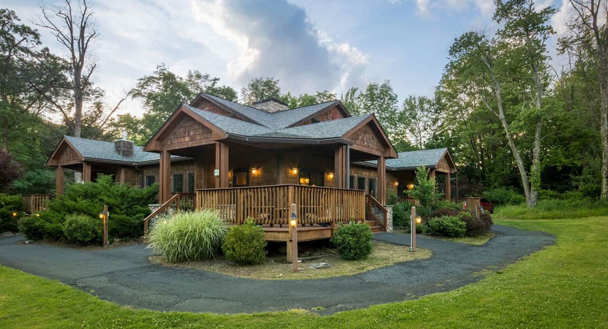A Pennsylvania Family Resort with Charm | Skytop Lodge