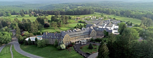 Nearby Gems: Unforgettable Day Trips from Skytop Lodge